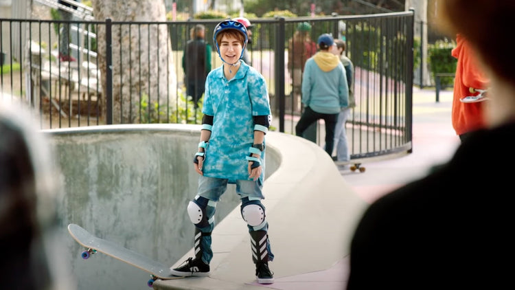 Nasim Pedrad's "Chad" Is Finally Back For Season 2 On Roku – 800 Pound ...