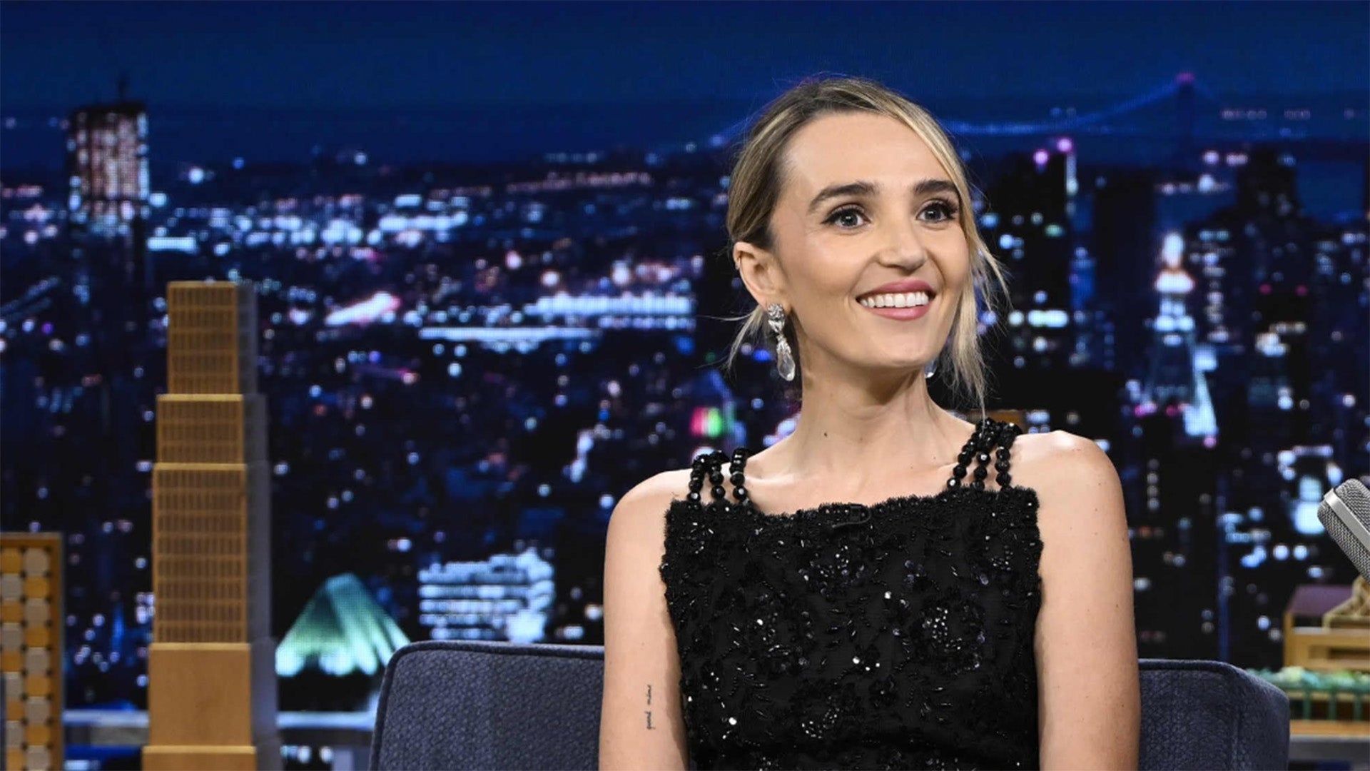 Chloe Fineman To Star In Hulu Teen Comedy, "Summer Of 69," – 800 Pound ...