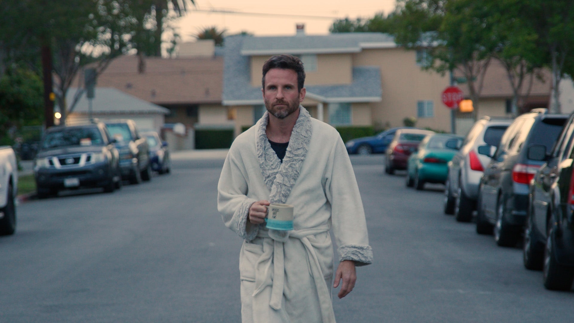 800 Pound Gorilla Media Expands Into Scripted Comedy With "Greg In L.A ...