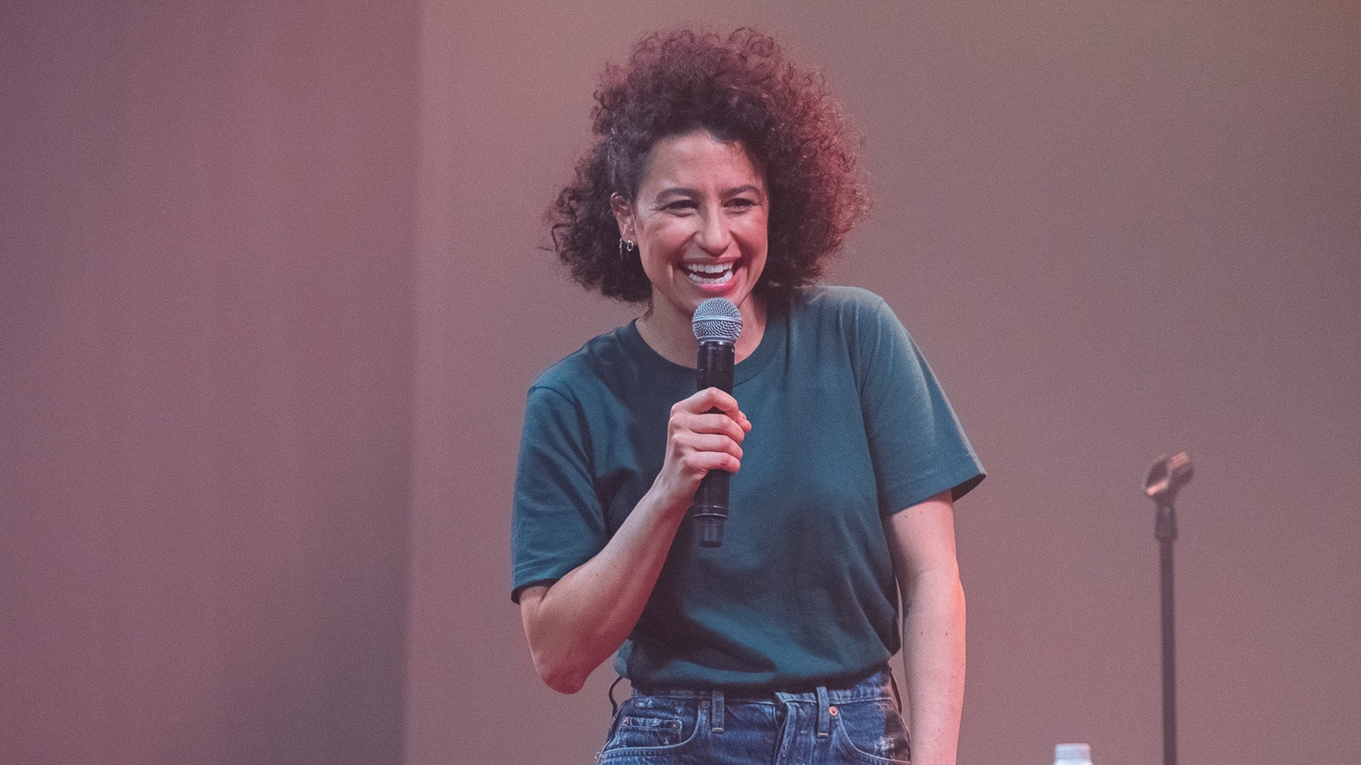 Ilana Glazer Heading To Hulu With New Special, "Human Magic" – 800 ...