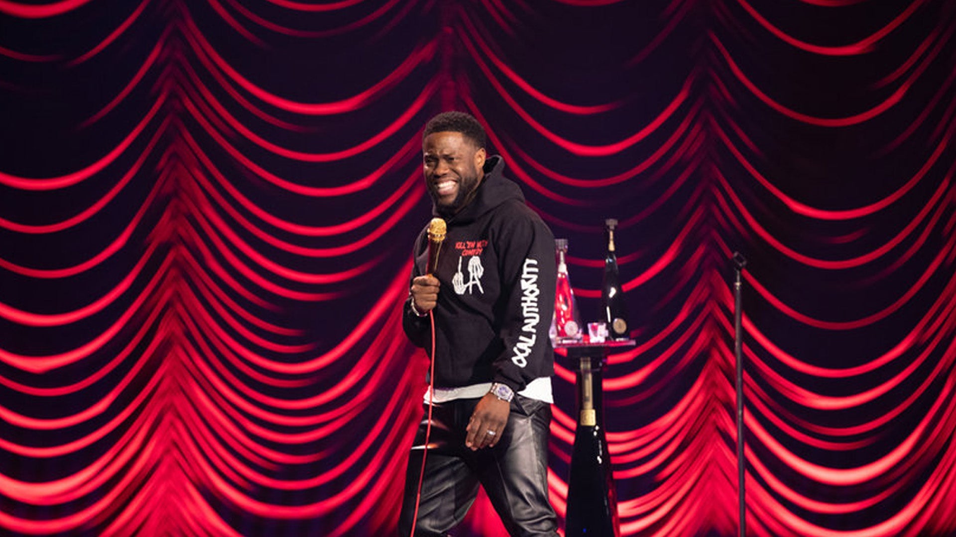 Kevin Hart's Mark Twain Prize Ceremony To Air On Netflix – 800 Pound Gorilla