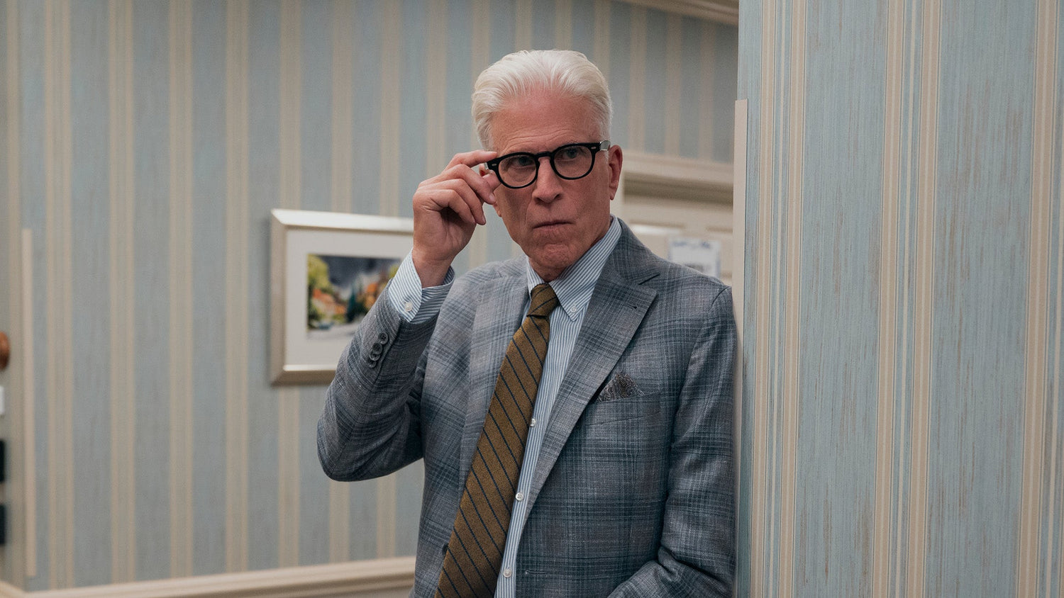 Ted Danson Stars In The Netflix Comedy "A Man On The Inside" – 800 ...
